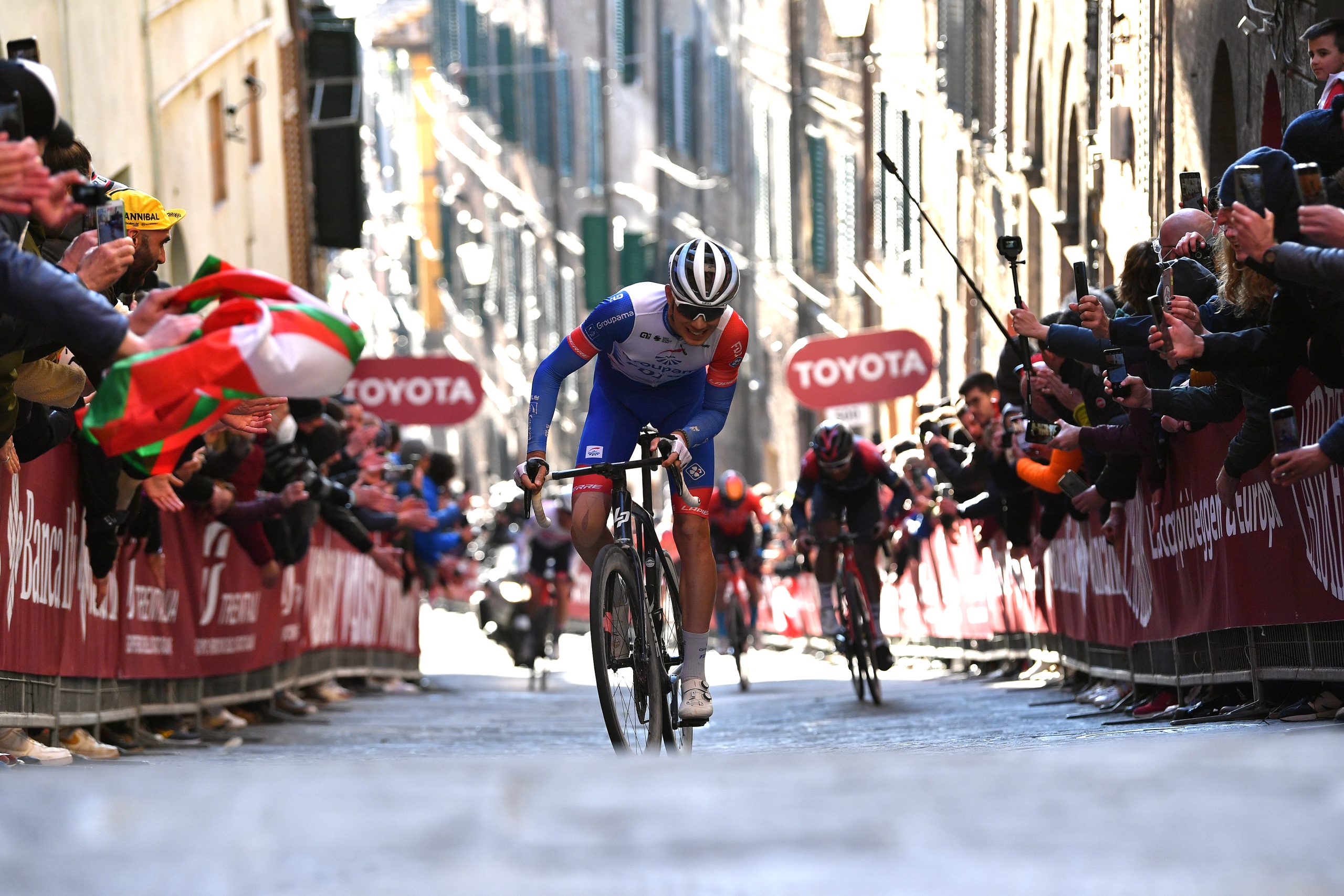 Attila Valter nets a formidable fourth place at the Strade Bianche