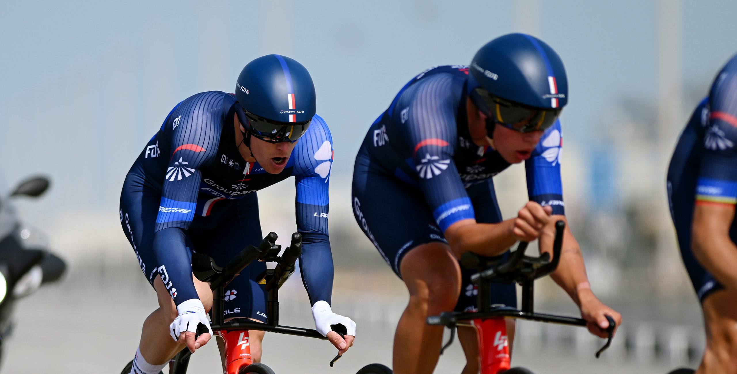 Un contre-la-montre par équipes bien exécuté - Équipe Cycliste Groupama ...