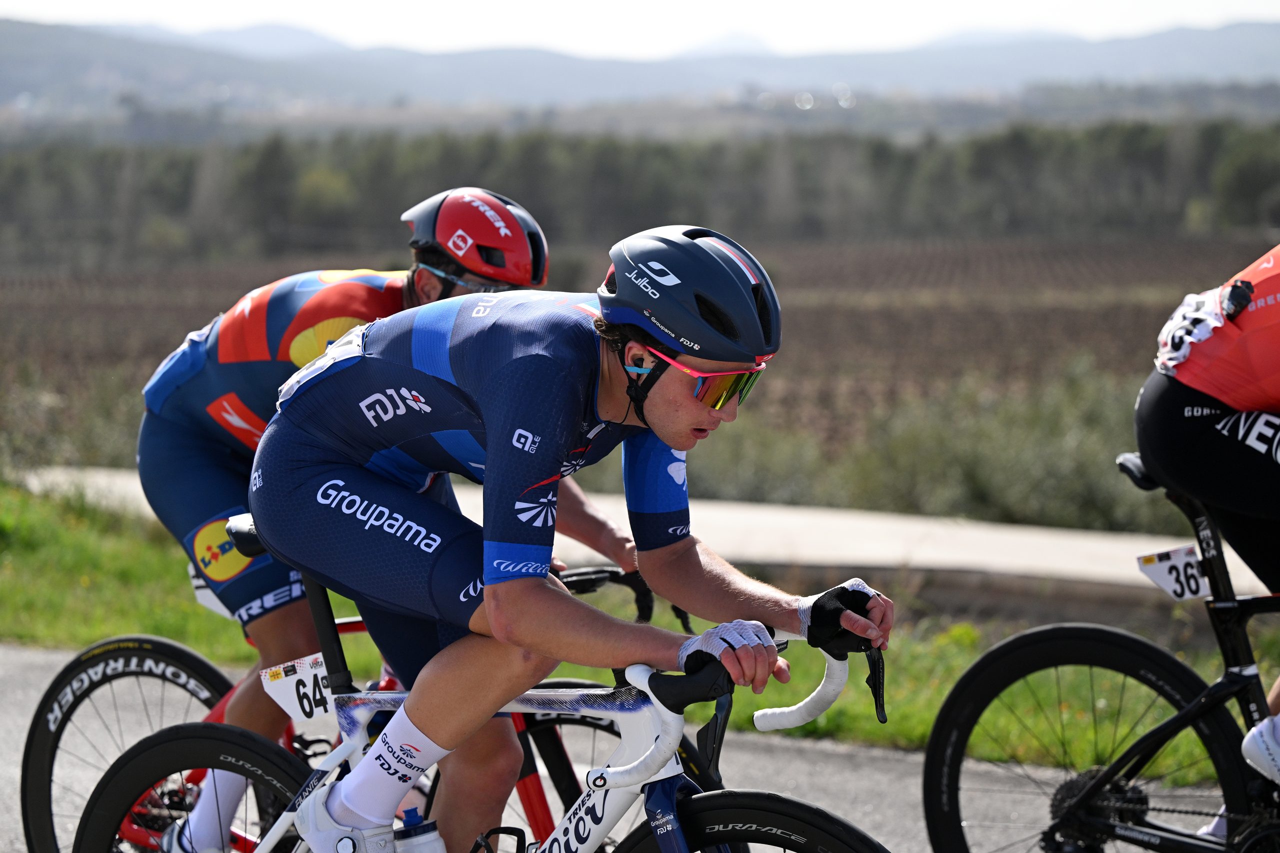 Enzo Paleni s’échappe avant un week-end coriace