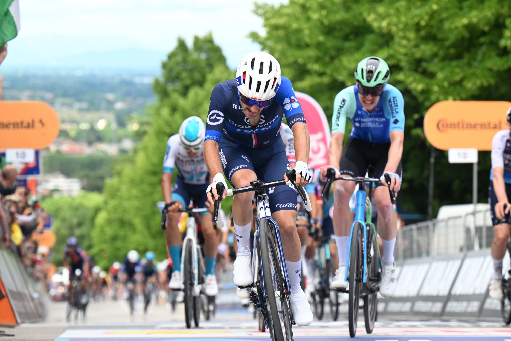 Lorenzo Germani impresses, Rémy Rochas just outside the podium